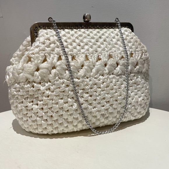 Vintage | Bags | Vintage 6s White Straw Handbag With Silver Tone Art ...
